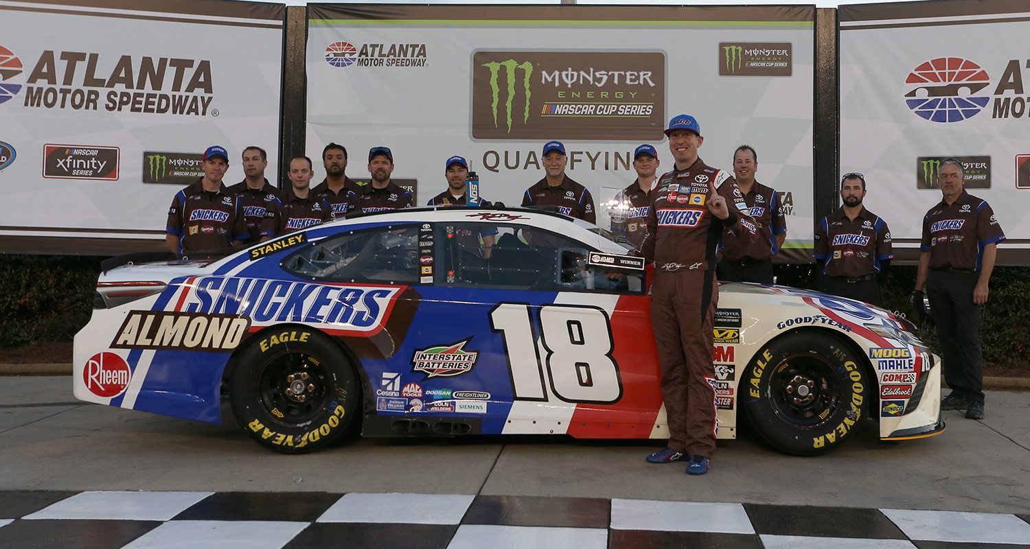 Kyle Busch Wins Atlanta Pole - MRN - Motor Racing Network