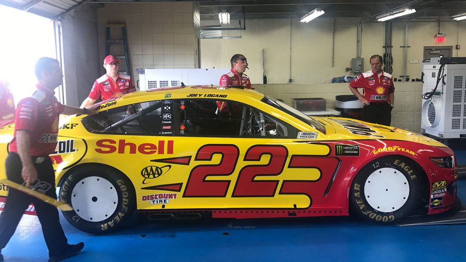 22 Logano - MRN - Motor Racing Network