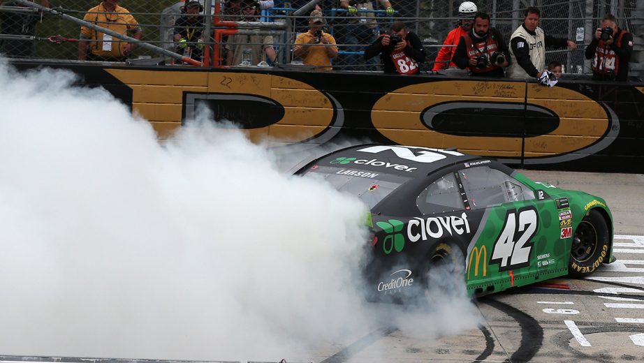 Drydene 400 Photos - Dover International Speedway | MRN