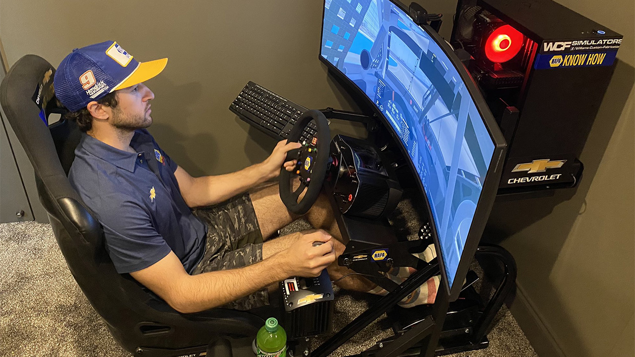 Hendrick Motorsports Fabricator Takes Real World Skills to Virtual Racing