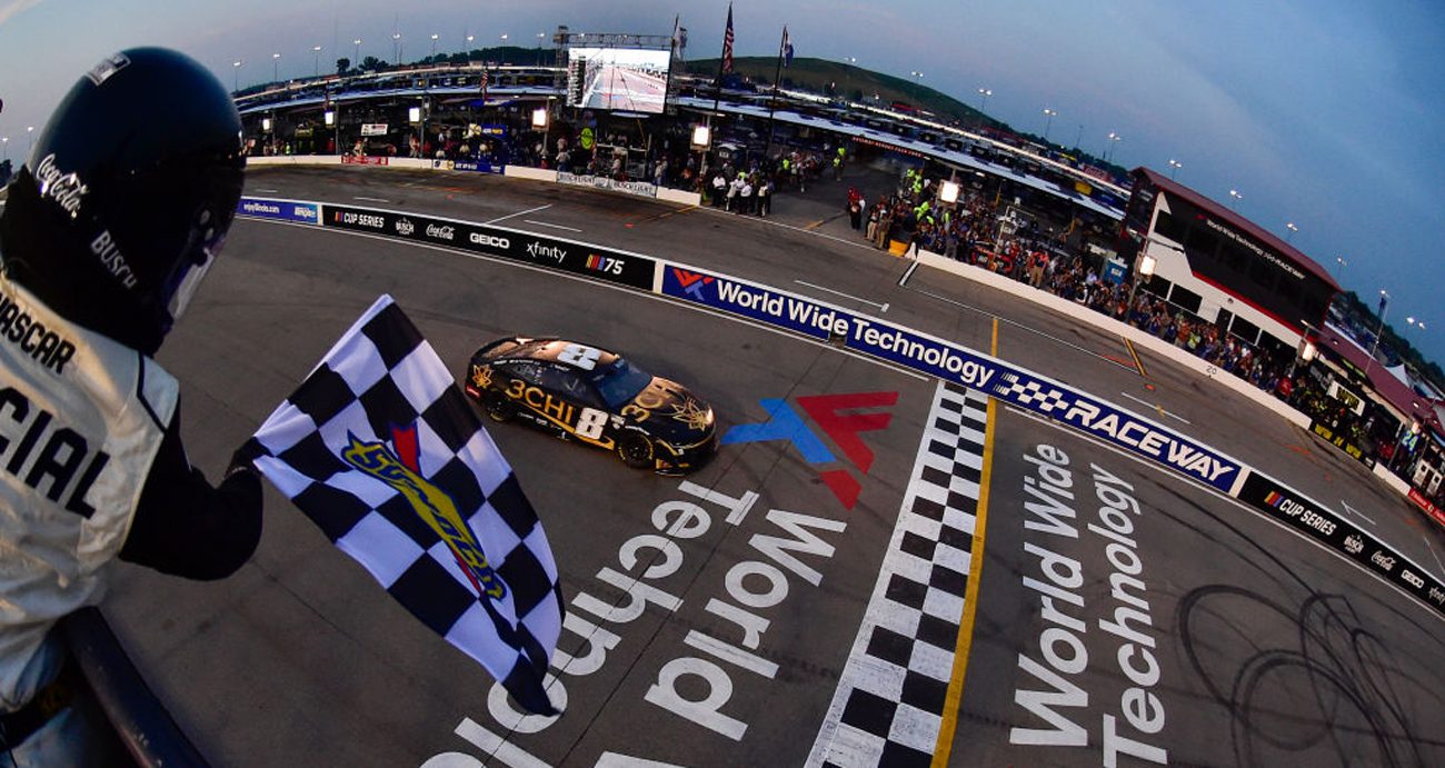 Kyle Busch wins at WWT Raceway | MRN