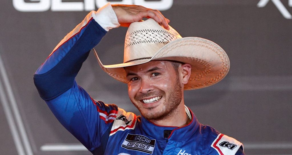Advance Through the Playoffs: Can Larson take Texas? | MRN